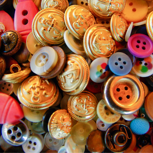 Buttons, toggles and clasps – WM Trimmings Ltd. Wholesale